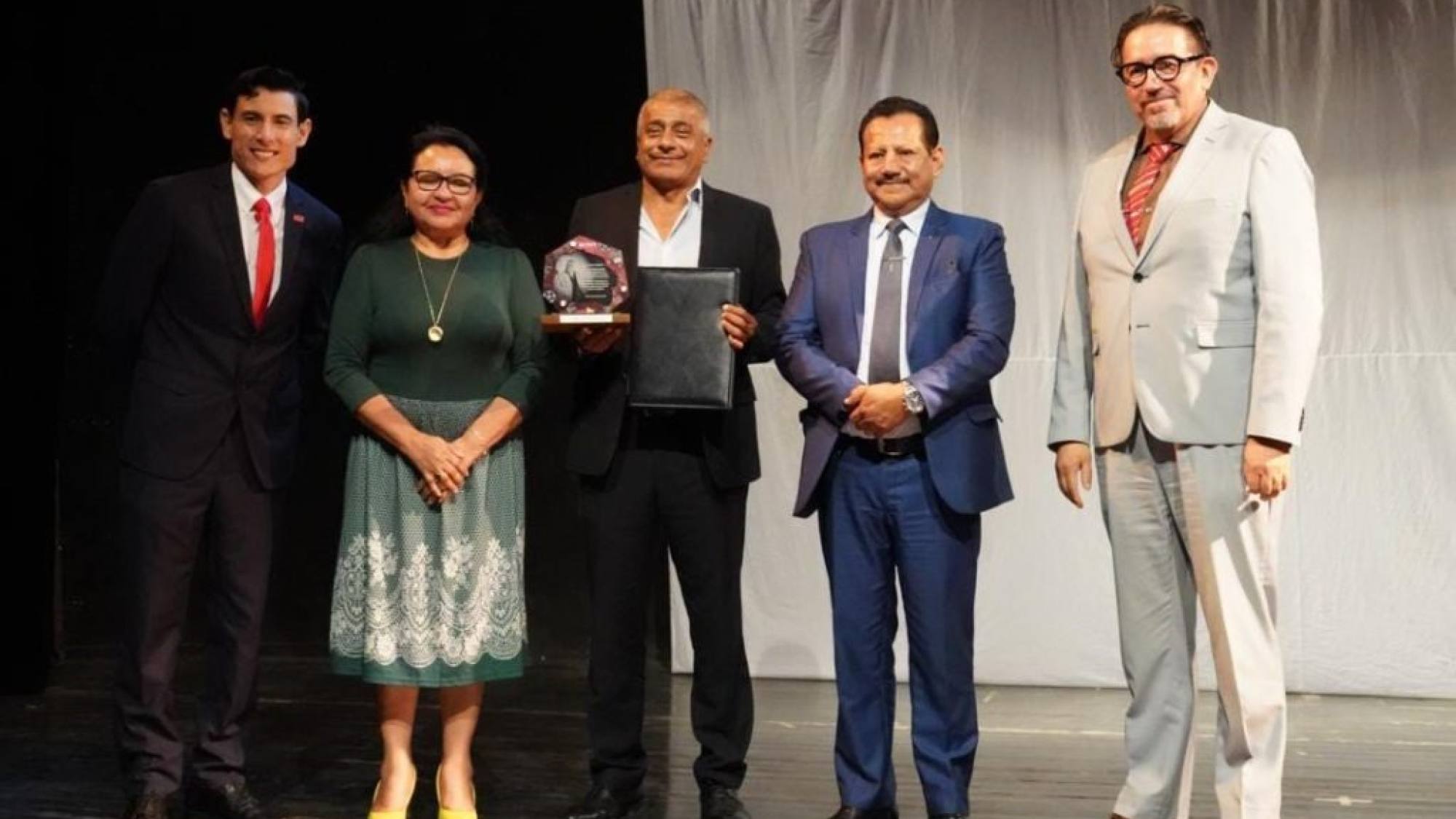 Actor Carlos Valencia y su legado en Manabí