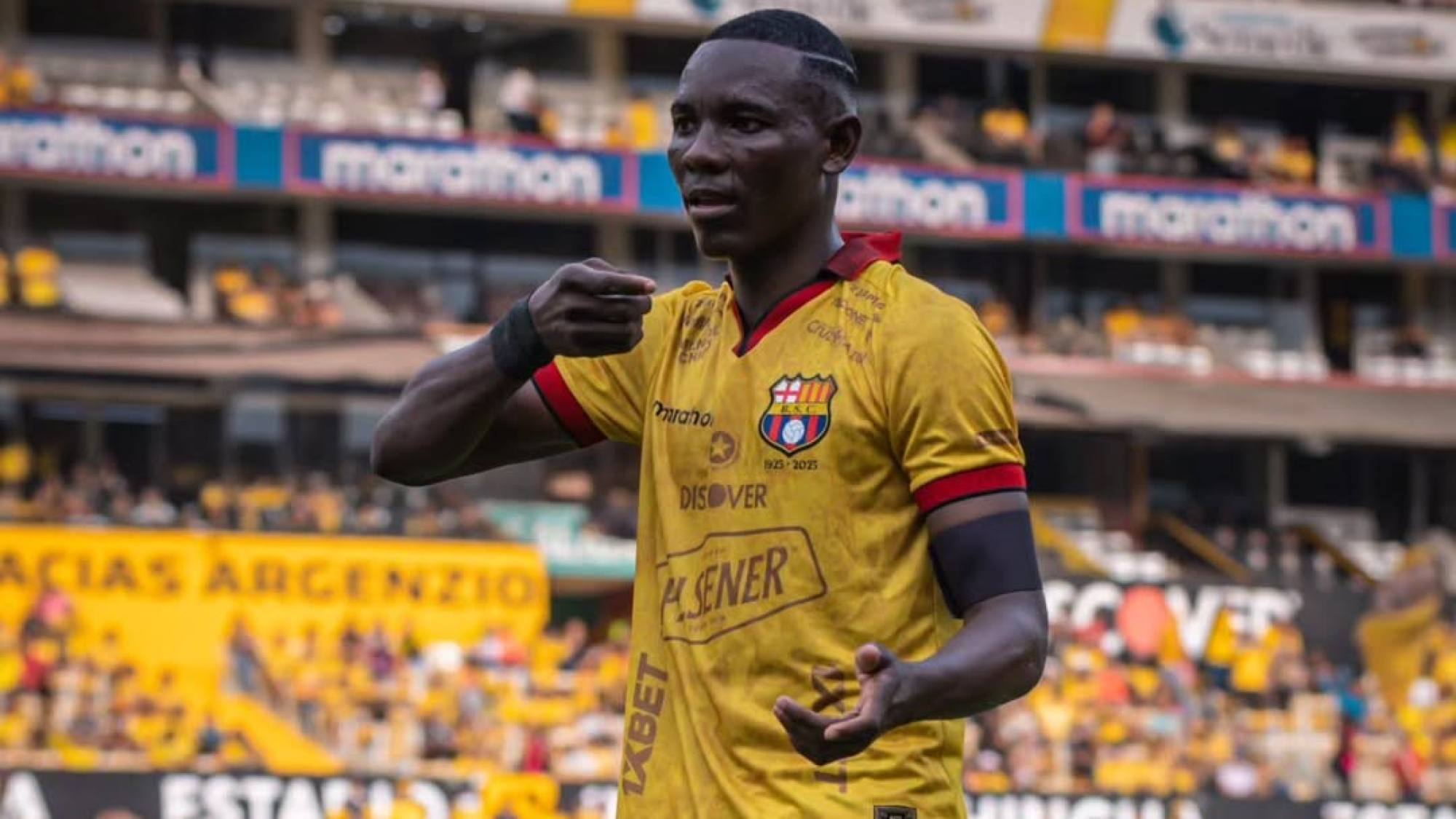 Janner Corozo está en Quito para firmar con Liga de Quito por tres ...