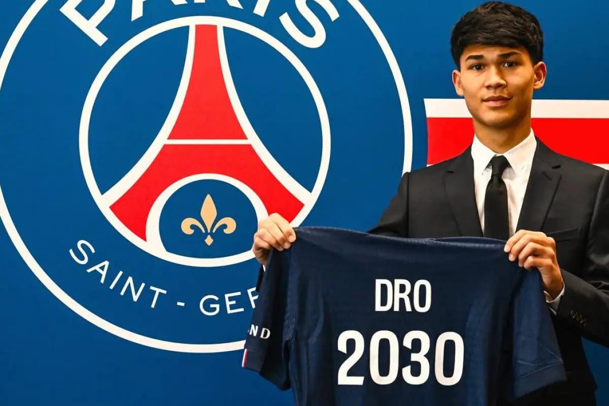 Pedro 'Dro' Fernández se une al PSG hasta 2030