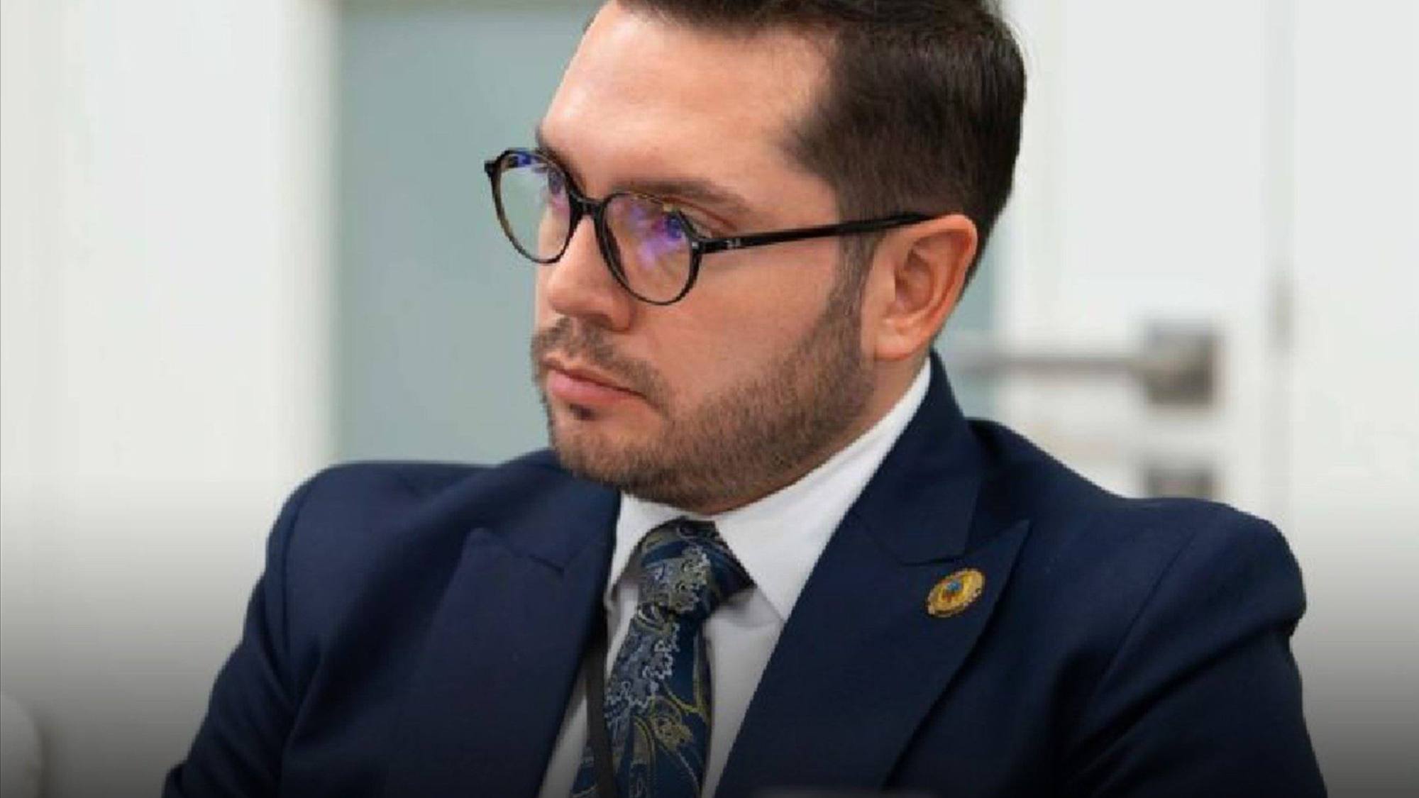 Marco Maldonado renuncia al IESS tras intervención
